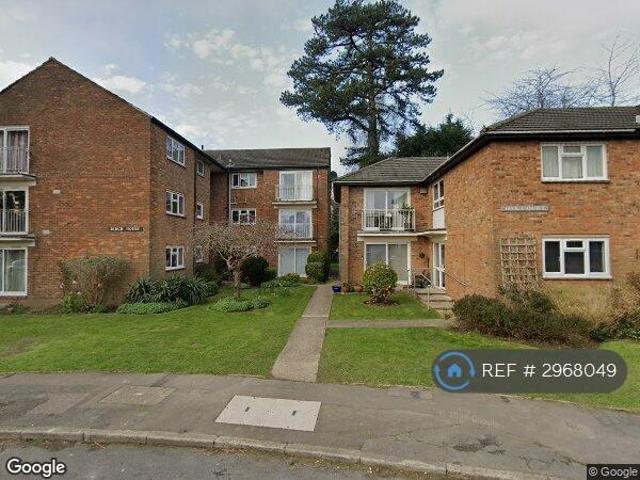 Birch House, East Grinstead, RH19 2 bed flat to rent £1,550 pcm £358 pw