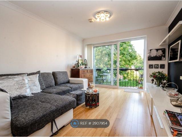 Birch House, Southampton SO16, 3 bed flat to rent, £1,500 pcm | PrimeLocation
