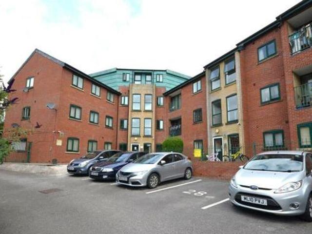 Birch Lane, Manchester, 1 Bedroom Flat