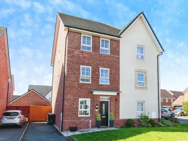 Birch Lane, Thornton cleveleys, 4 Bedroom Semi detached