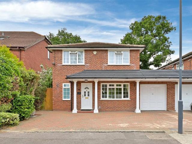 Birch Park, Harrow, HA3 4 bed detached house to rent £3,250 pcm £750 pw