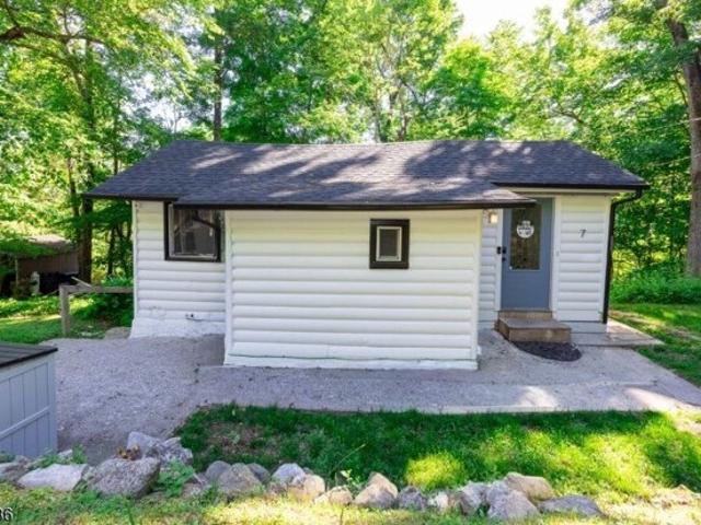 Birch Rd, Vernon, Home For Sale