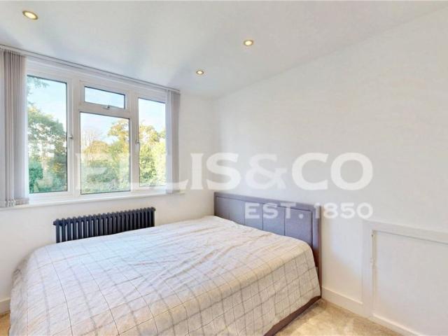 Birchmead Avenue, HA5, Pinner