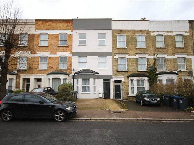 Birchanger Road, South Norwood, London, UK SE25, 2 bed maisonette to rent, £2,000 pcm | PrimeLocation