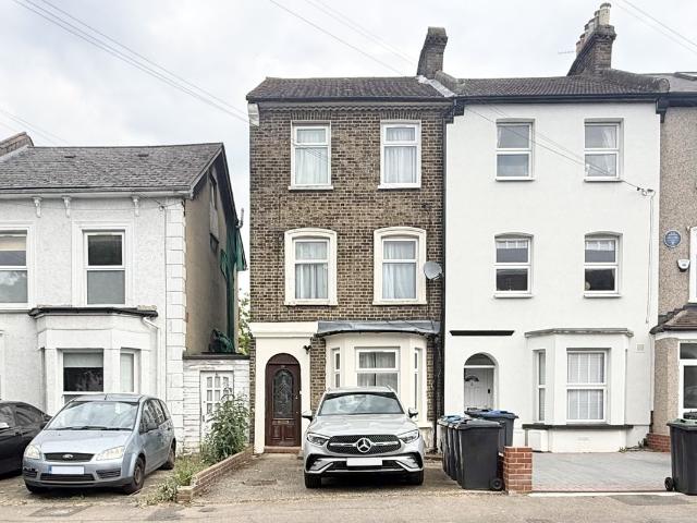 Birchanger Road, South Norwood SE25, 3 bed end terrace house to rent, £2,200 pcm | PrimeLocation