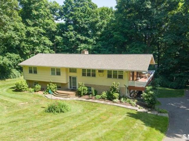 Birchcrest Dr, Danbury, Home For Sale