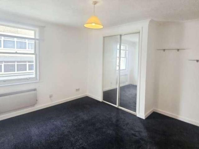 Birchett Road, Aldershot, GU11