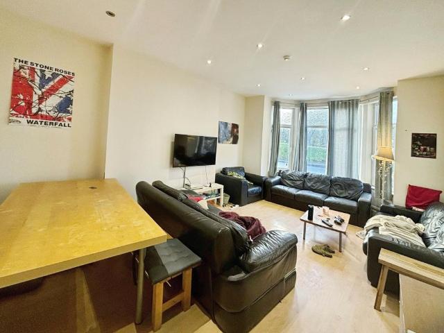 Birchfields Road, Manchester, Greater. 8 bed house to rent £4,333 pcm £1,000 pw