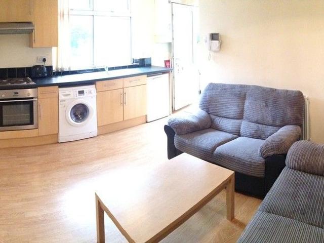 Birchfields Road, Manchester M13, 3 bed semi detached house to rent, £1,065 pcm | PrimeLocation