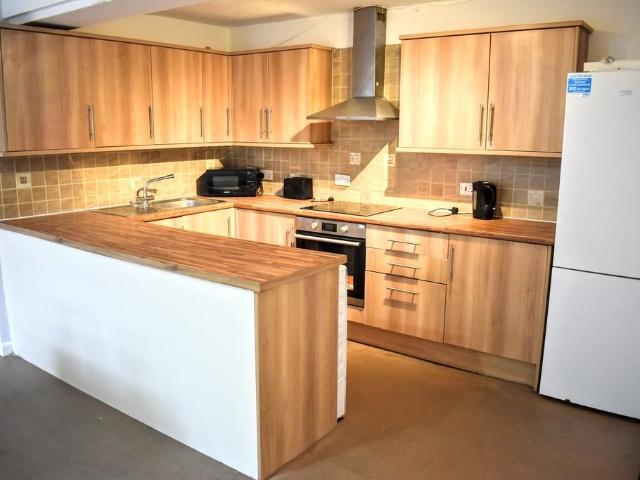 Birchfields Road, Fallowfield. 4 bed semi detached house to rent £2,254 pcm £520 pw