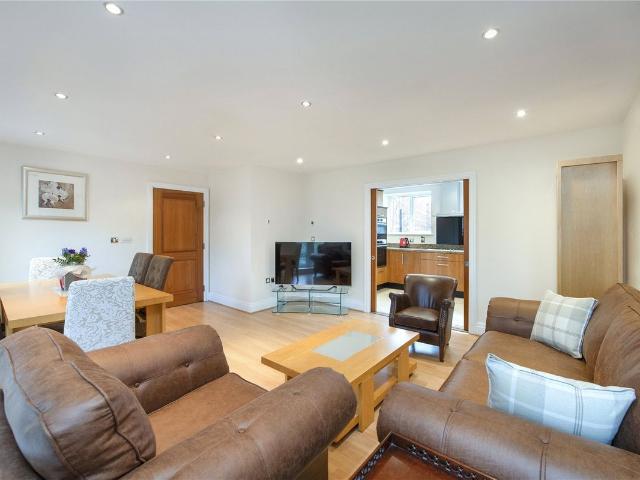 Birchgrove House, 4 Strand Drive TW9, 3 bed flat to rent, £4,200 pcm | PrimeLocation