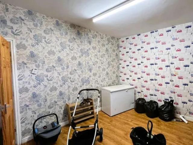 Birchills Retail Area, Dalkeith Street, Bloxwich, WS2 8QB, United Kingdom | 3 bed townhouse for rent #165538756 | Rentberry