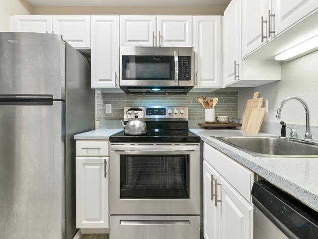 Birchstone West Plano 1 Bedroom Apartment for Rent at 2523 Ohio Dr, Plano, TX 75093