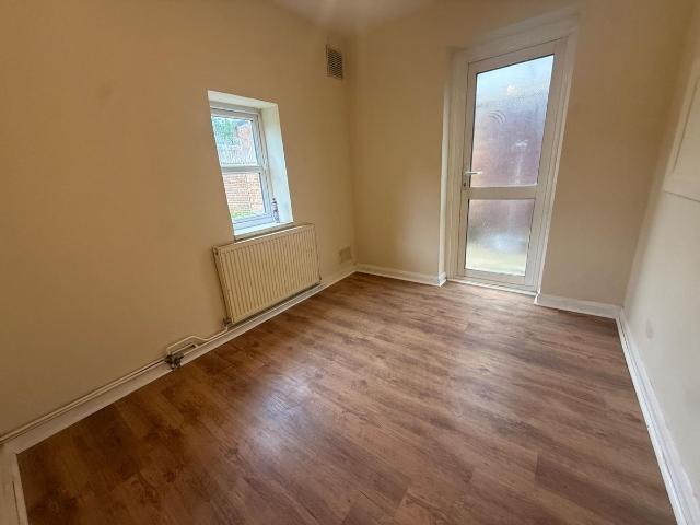 Birchway, Hayes UB3, 4 bed semi detached house to rent, £2,600 pcm | PrimeLocation