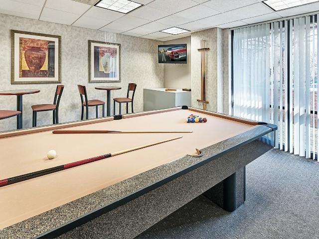 Birchwood 2 Bedroom Apartment for Rent at 545 N Pollard St, Arlington, VA 22203 Ashton Heights