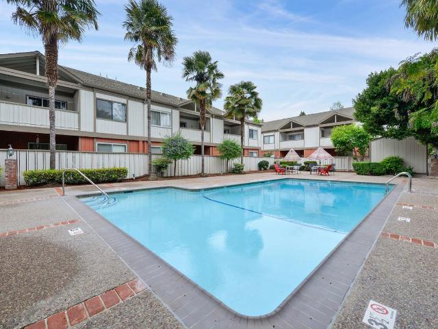 Birchwood Apartments 2 Bedroom Apartment for Rent at 3500 Pennsylvania Ave, Fremont, CA 94536 Centerville