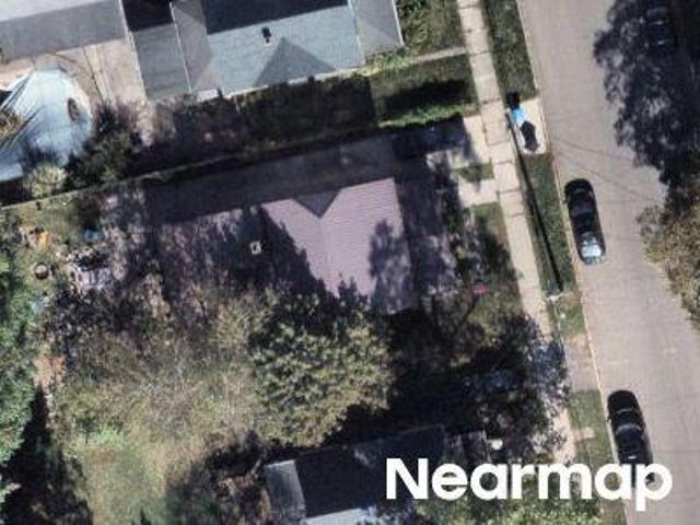Birchwood Ave