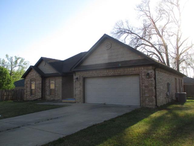 Birchwood Dr