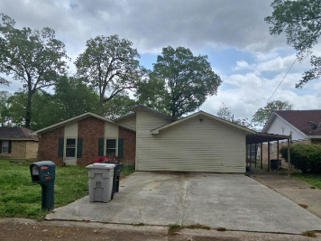 Birchwood Dr
