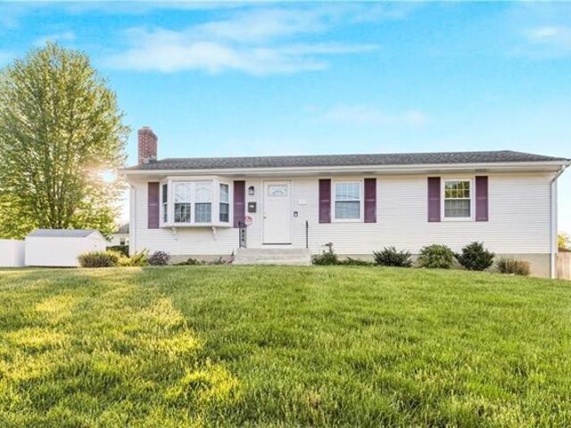 Birchwood Dr, Cranston, Home For Sale