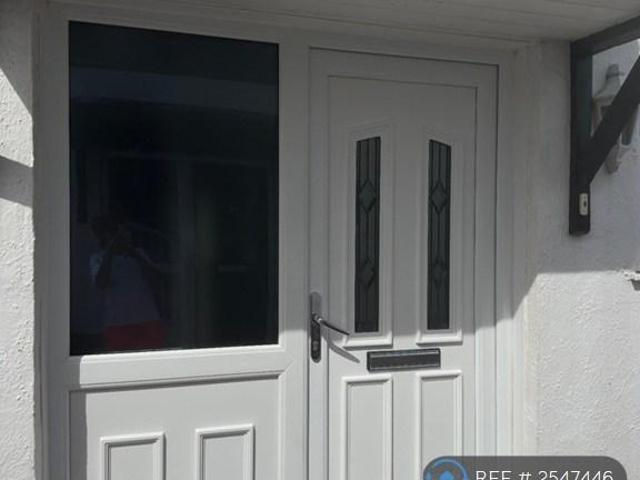 Birchwood Drive, Preston, PR2 3 bed semi detached house to rent £1,475 pcm £340 pw