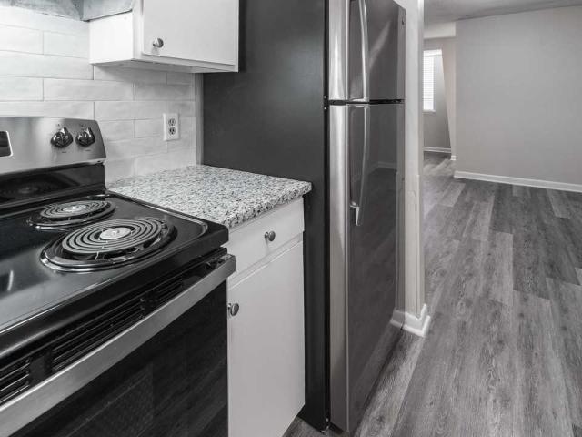 Birchwood Estates 2 Bedroom Apartment for Rent at 23 Golf Course Rd, Hattiesburg, MS 39402