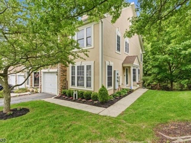 Birchwood Ln, North Haledon, Condo For Sale