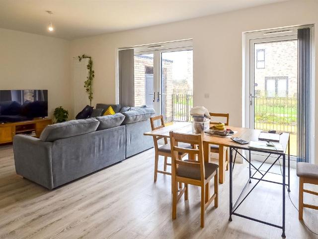 Bird Close, Birmingham B12, 3 bed flat to rent, £1,950 pcm | PrimeLocation