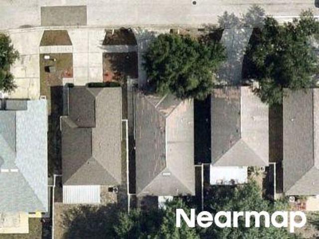 Birdhouse Dr