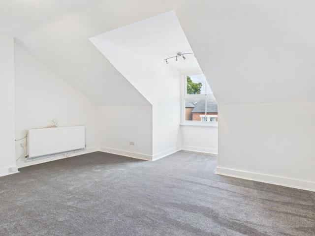 Birdhurst Road, South Croydon CR2, 1 bed flat to rent, £1,350 pcm | PrimeLocation