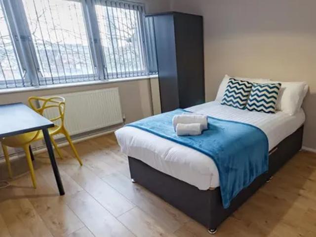 Birdie's Bar and Barbeque, 29 31 Parliament Street, Baltic Triangle, Liverpool, L8 5RN, United Kingdom | 5 bed apartment for rent #136166066 | Rentberry