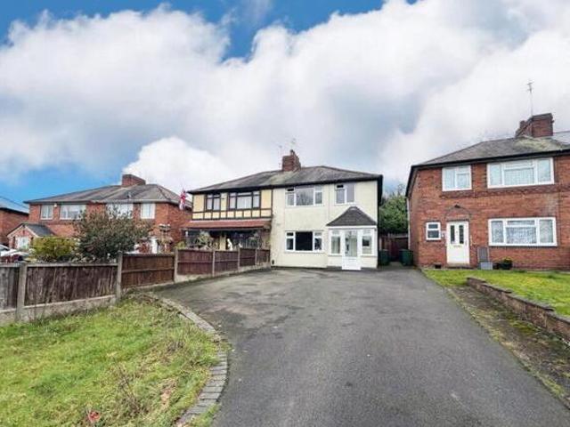 Birds Meadow, Pensnett, 3 Bedroom Semi detached