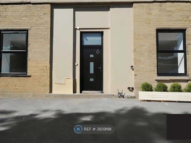 Birds Royd Lane, Brighouse HD6, 1 bed flat to rent, £800 pcm | PrimeLocation