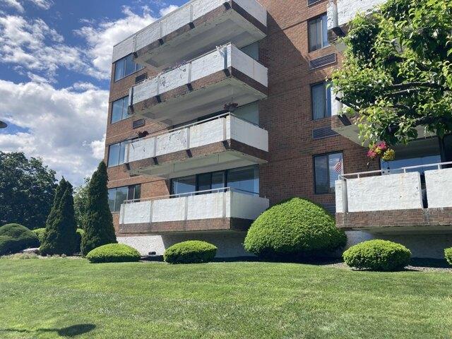 Birdseye St Unit,stratford, Condo For Sale