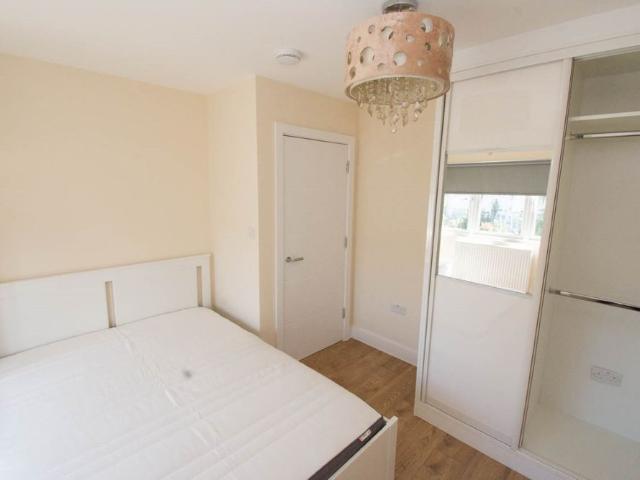 Birkbeck Avenue, Greenford, UB6