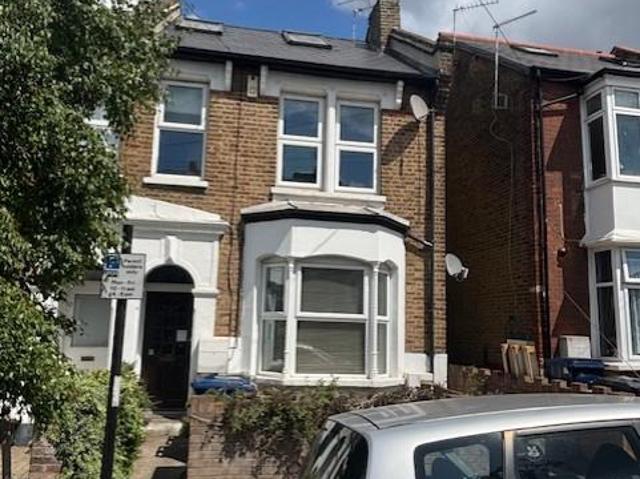 Birkbeck Avenue, London W3 1 bed flat to rent £1,850 pcm £427 pw