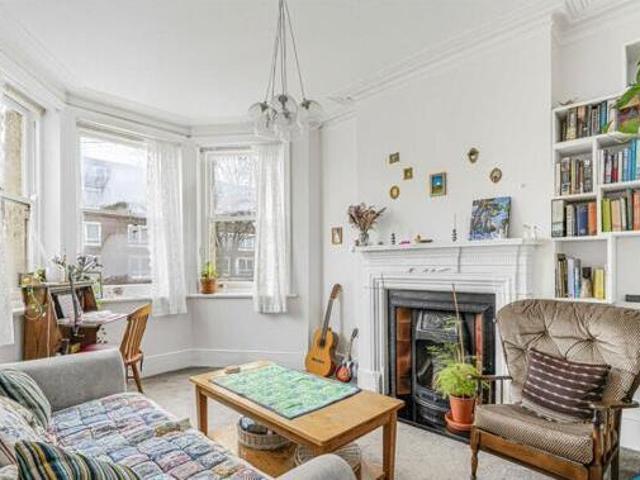 Birkbeck Road, Crouch End, 2 Bedroom Apartment