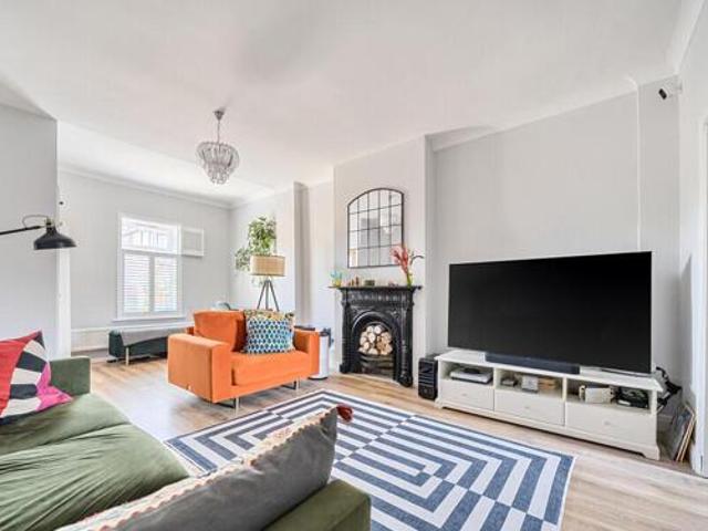 Birkbeck Road, Sidcup, 2 Bedroom Terraced