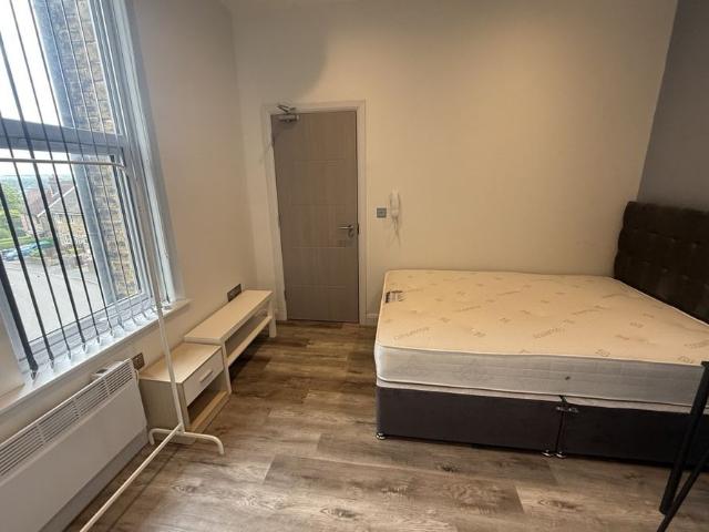 Birkby Lodge Road