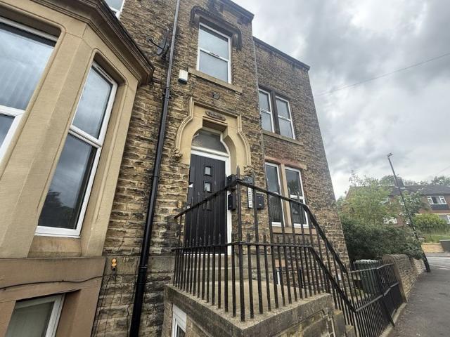 Birkby Lodge Road, HUDDERSFIELD