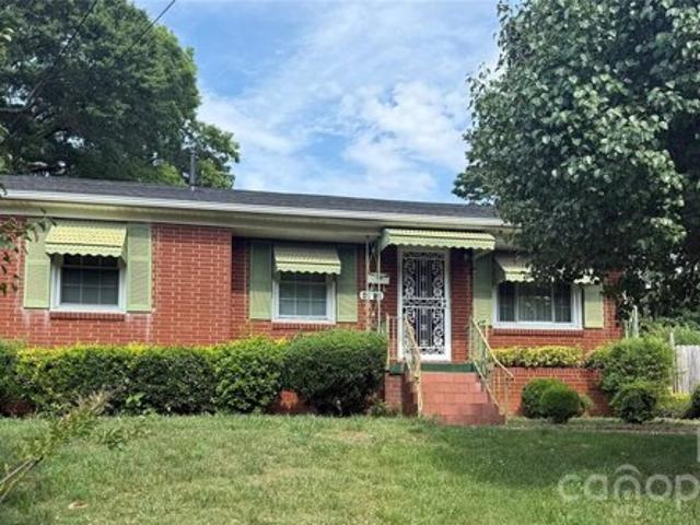 Birkdale Dr, Charlotte, Home For Sale