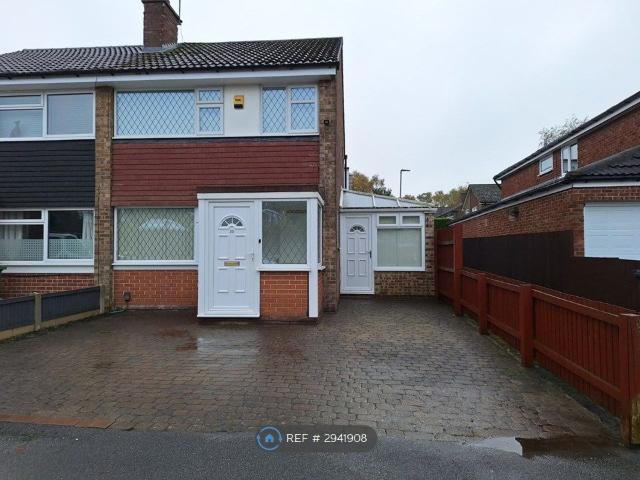 Birkdale Drive, Leeds LS17, 3 bed semi detached house to rent, £1,600 pcm | PrimeLocation