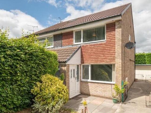Birkdale Green, Alwoodley, 2 Bedroom Semi detached