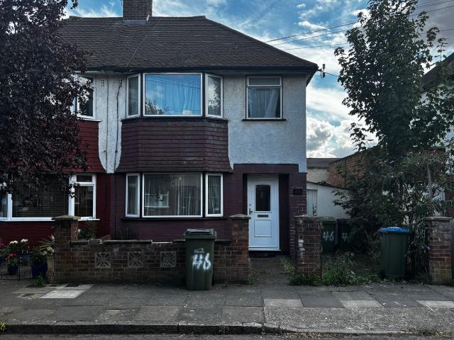 Birkdale Road, Abbey Wood SE2, 3 bed semi detached house to rent, £2,100 pcm | PrimeLocation