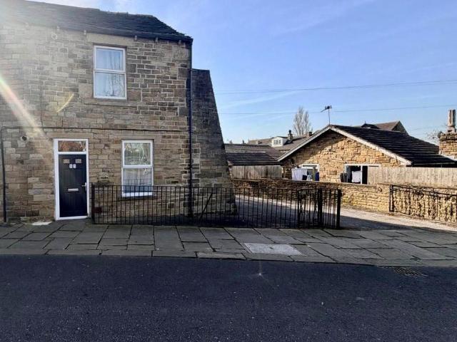 Birkdale Road, Dewsbury WF13, 1 bed property to rent, £550 pcm | PrimeLocation