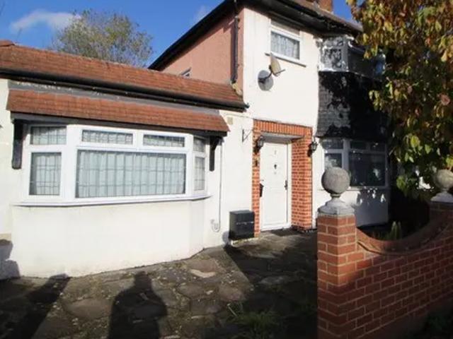 Birkdale Road, London, SE2 9HU, United Kingdom | Room for rent #165457026 | Rentberry