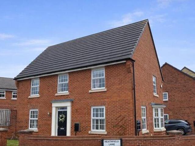 Birkenshaw, Heathfield Lane, Bradford, 4 Bedroom Detached