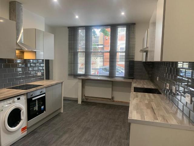 Birkin Avenue, Nottingham NG7, 6 bed shared accommodation to rent, £433 pcm | PrimeLocation