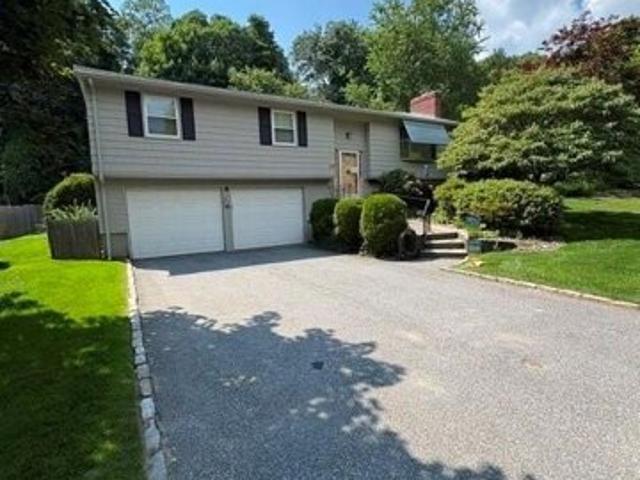 Birkshire Dr, Warwick, Home For Sale