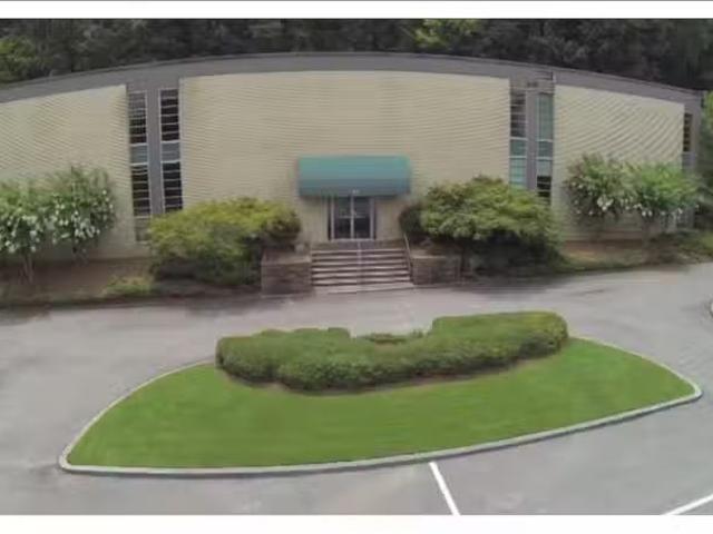 Birmingham, AL Office $19.50 10 Office Park Cir